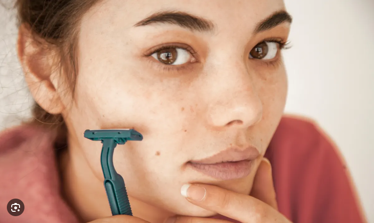 The Rise of Face Shaving for Women: Benefits and Considerations - Las ...